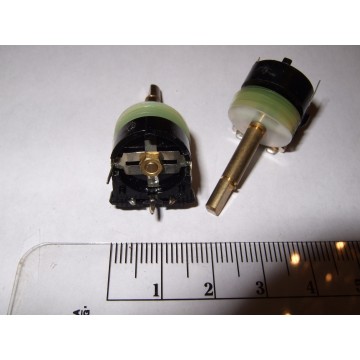 CONDENSATEUR VARIABLE 500PF